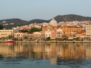Mithymna (Molyvos): A Traditional town with color and romantic ...